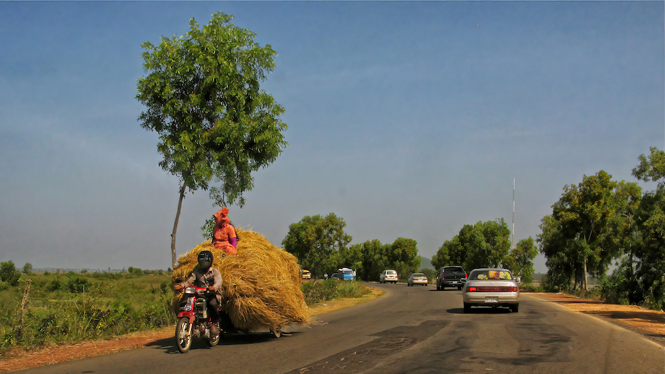 Overloaded Vehicles: A Common Sight in Underdeveloped Countries Part 1 ...