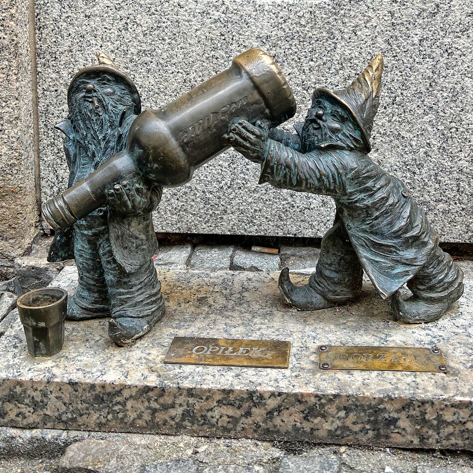 The Dwarfs Of Wroclaw, Poland: We had a fun time finding and ...
