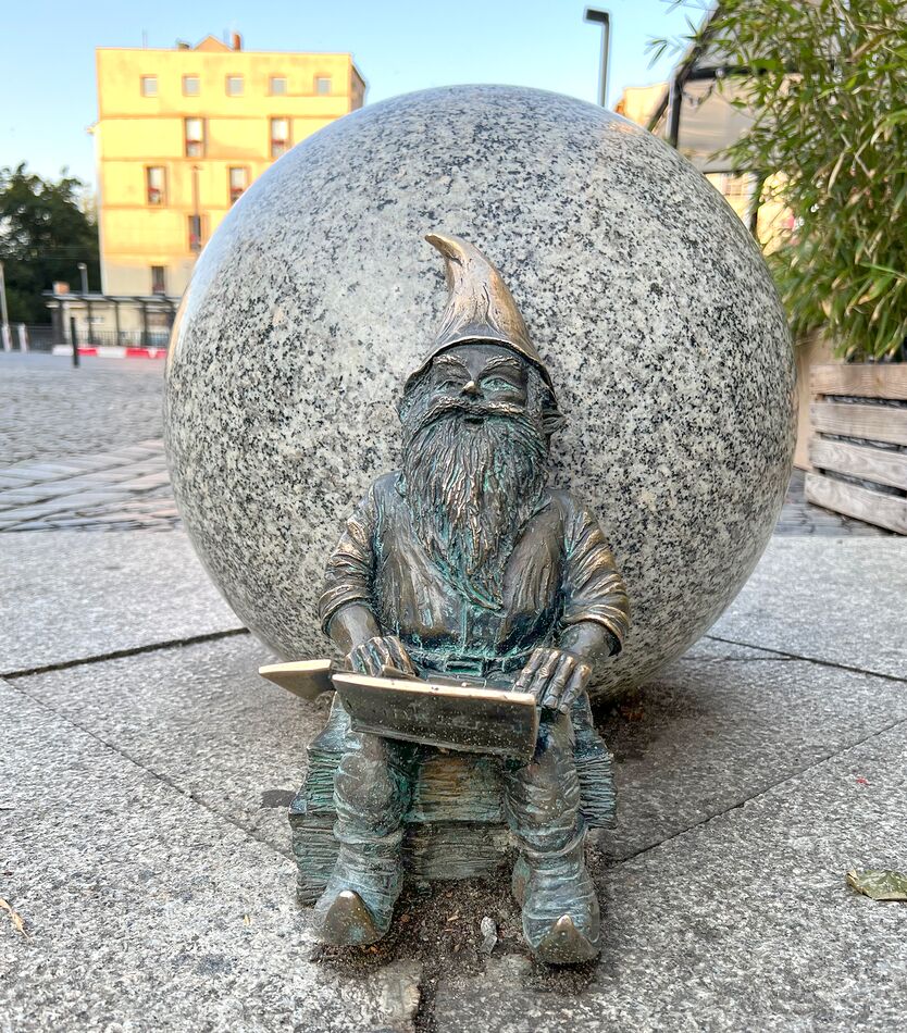 More Wroclaw Dwarfs: We had a fun time finding and photographing many ...