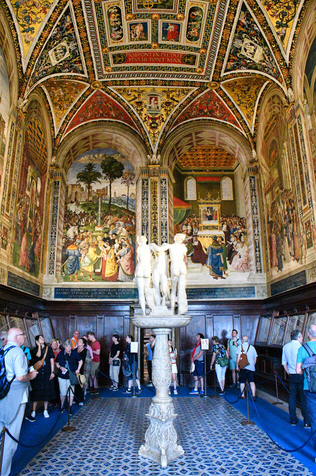 Italy: Siena Part 8 - The Siena Cathedral's Piccolomini Library: A ...