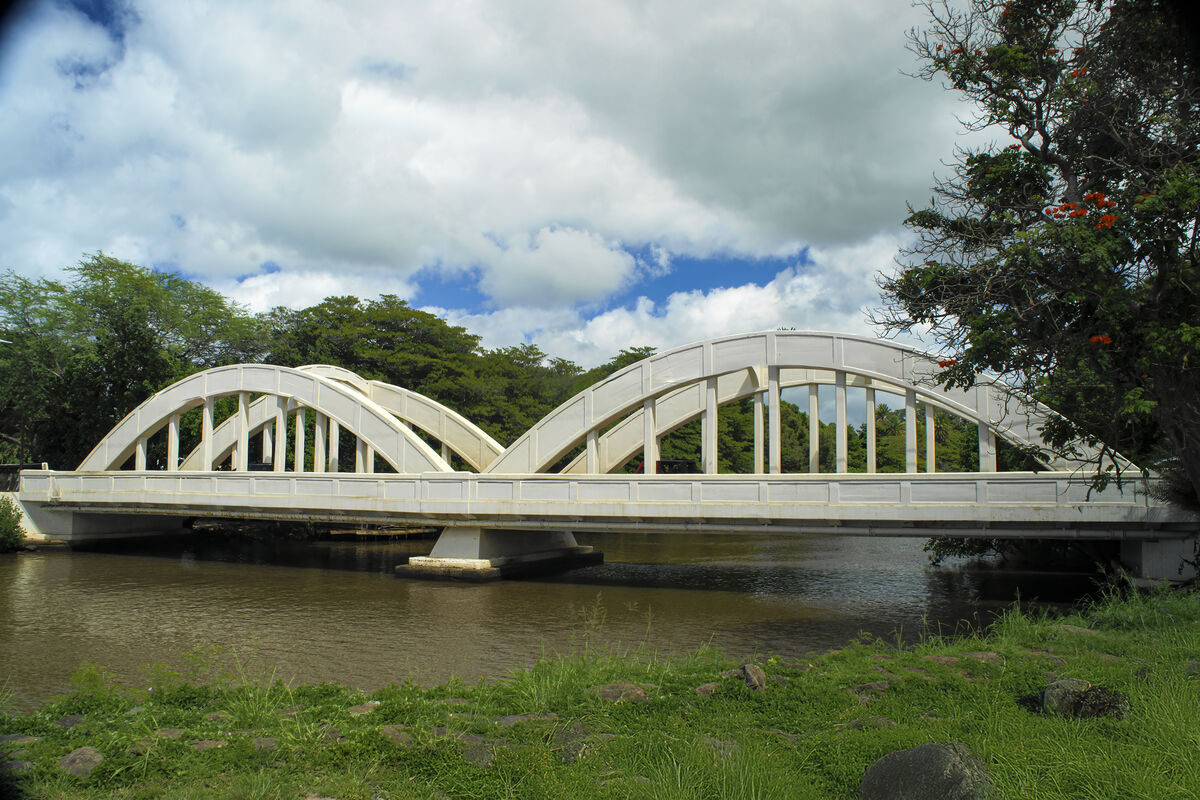 Haleiwa Bridge: For some reason I am attracted to this bridge. My ...