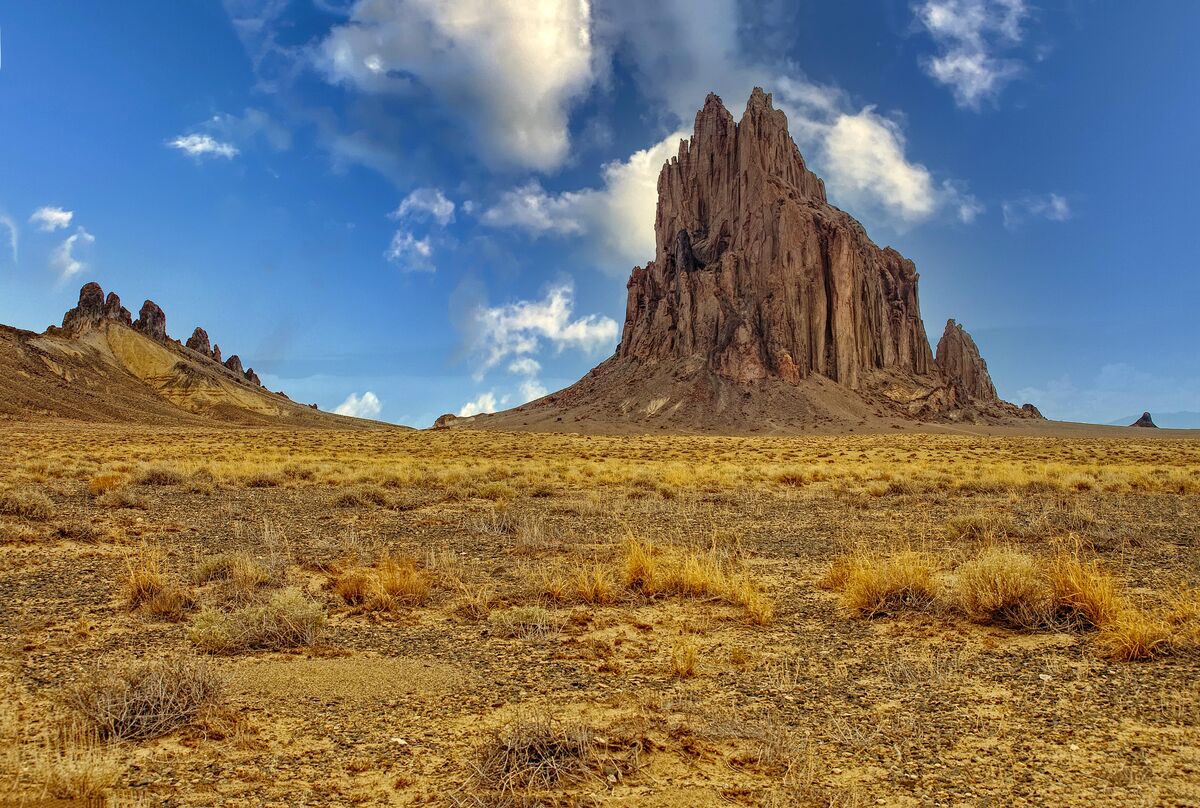 Shiprock Lava Dyke: Seven major lava dykes emanate from Shiprock ...