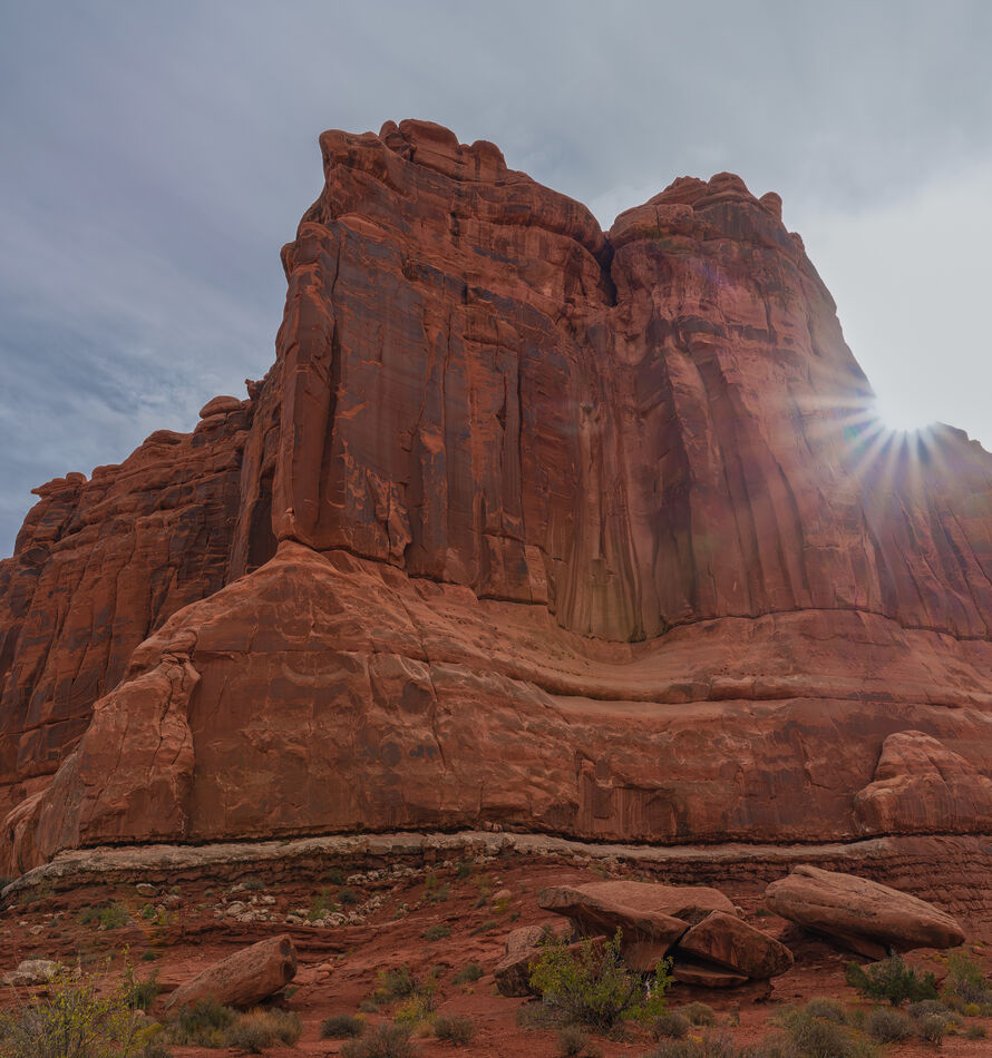 SE Utah - Arches N.P. - VI: When we reached the Courthouse Towers ...