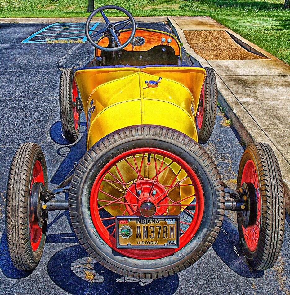 The Screaming Yellow Soapbox 😃😃😃: An ancient beauty, for your perusal 🥇 ...
