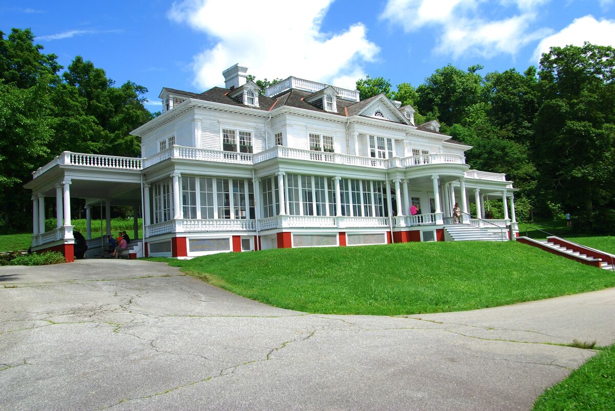 Moses Cone Manor and Estate: Moses Cone was a textile entrepreneur ...