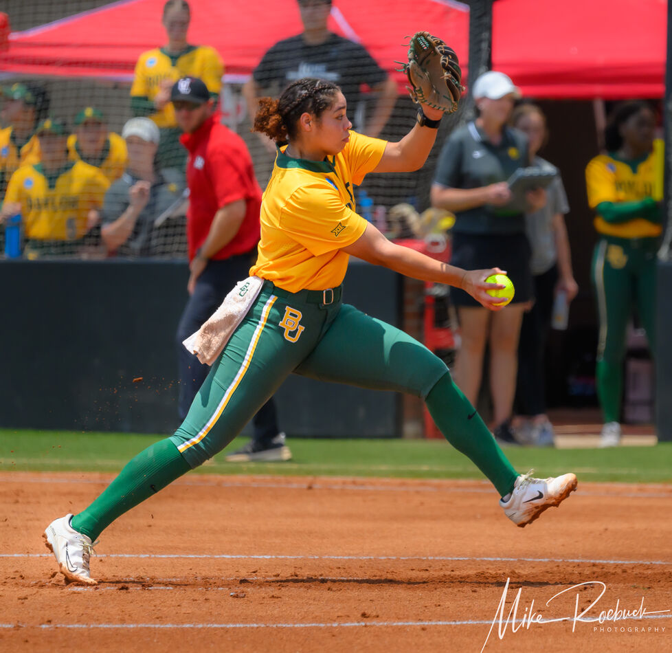 NCAA Regional Softball Final Lafayette: UL Lady Cajuns vs Baylor Lady ...