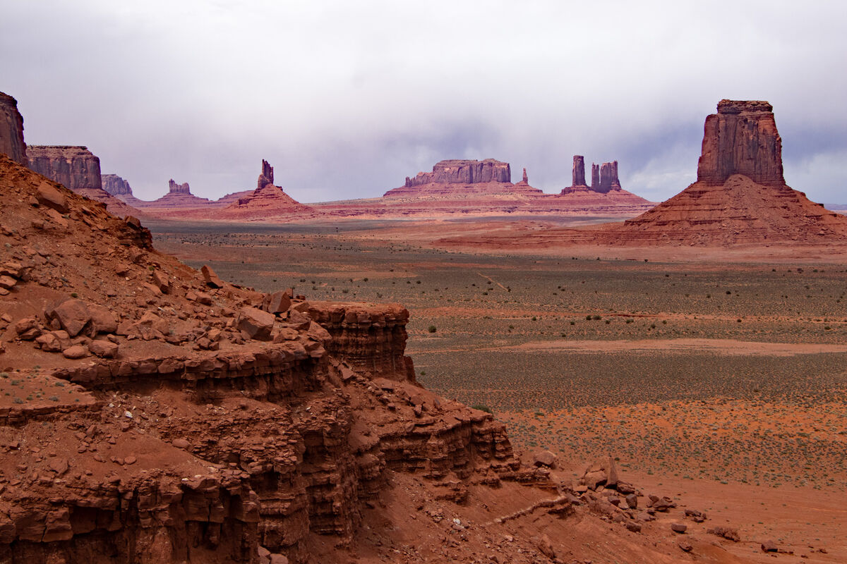 Monument Valley - North Window overlook: Just such an incredible place ...