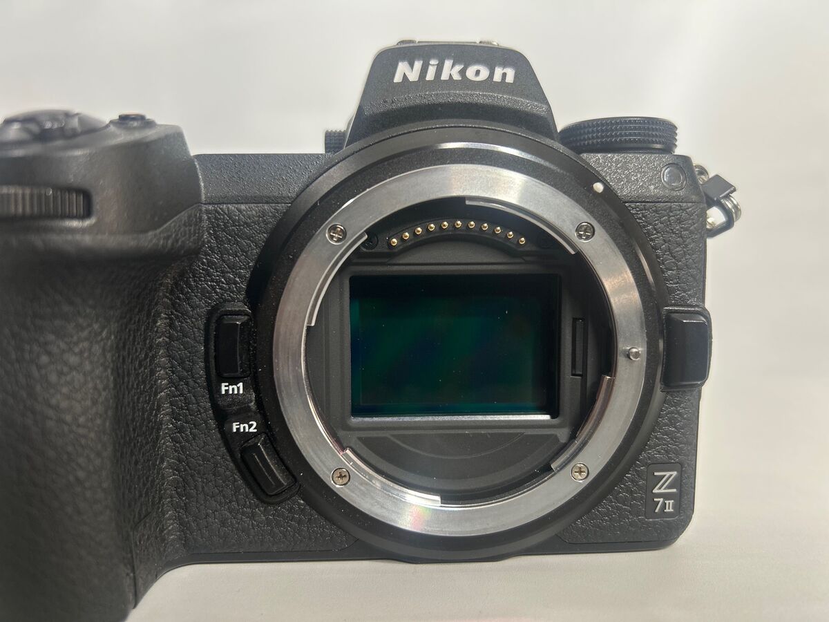 Nikon Z7ii Camera with several extra items $1550: Selling my Nikon Z7ii camera Camera is used ...