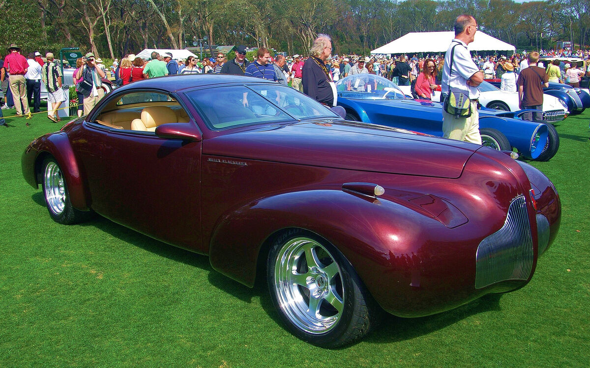 Two Stunning Custom Cars: 1. The frame, the suspension, and a lot of ...