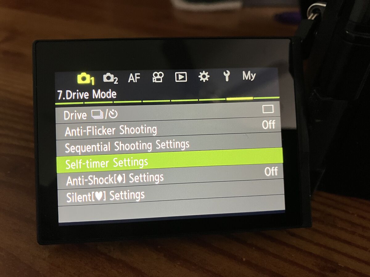 How to: OM Systems OM-1 Shutter Delay with multiple frames? I want to ...