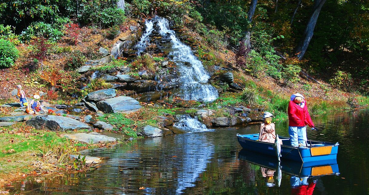 A classic " Who Dun'it ": There's a great community in the Linville, N ...