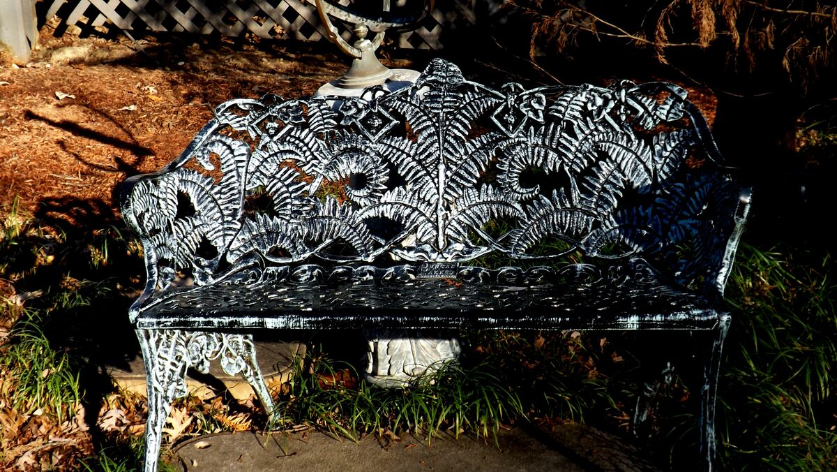 Challenge: "Chairs, Benches, Seats" June 23-29, 2024 (Page 6): :sm24 ...