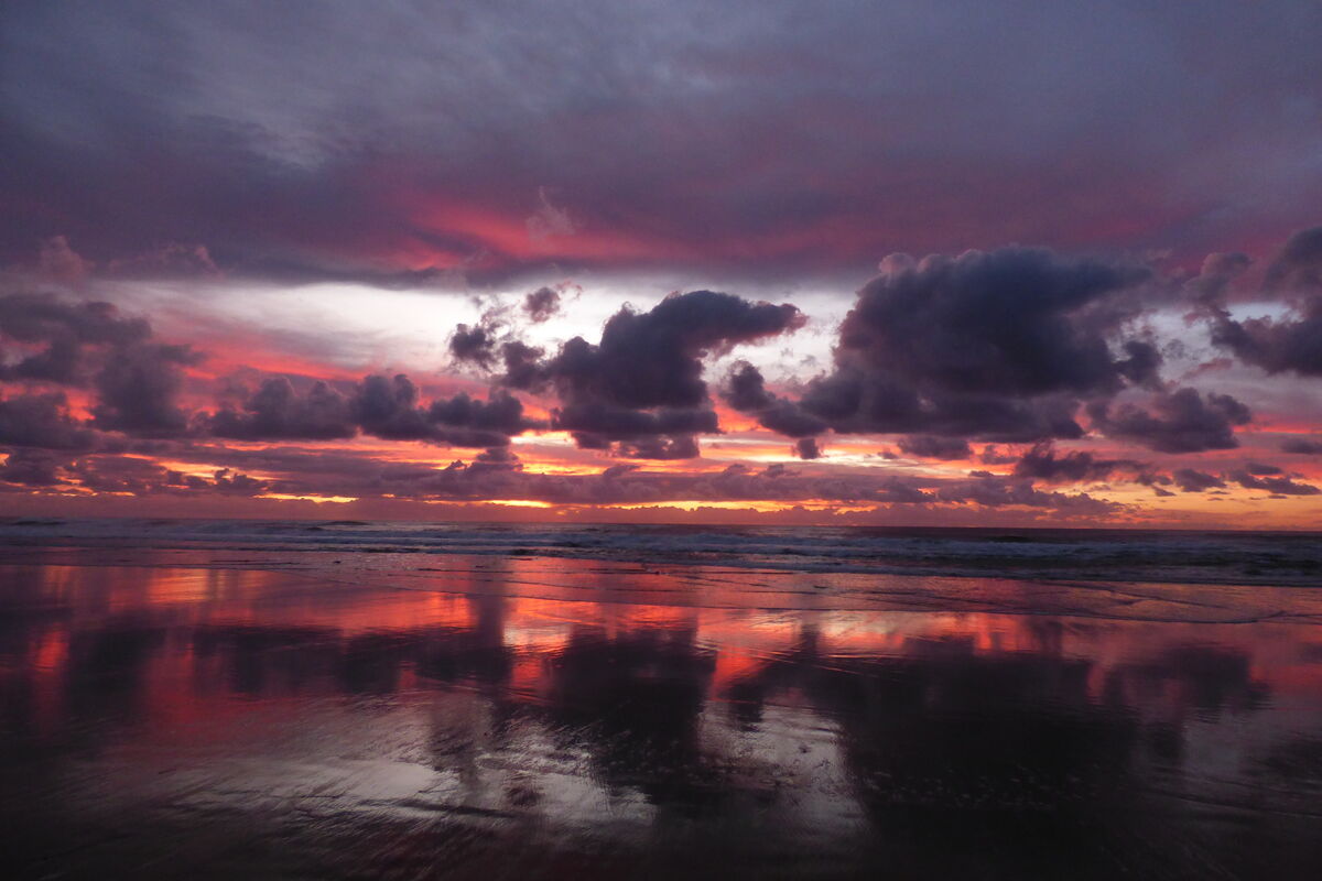 Sunrise 🌅: Sunrise. Angel's Beach, East Ballina, NSW. Lumix FZ70 ...