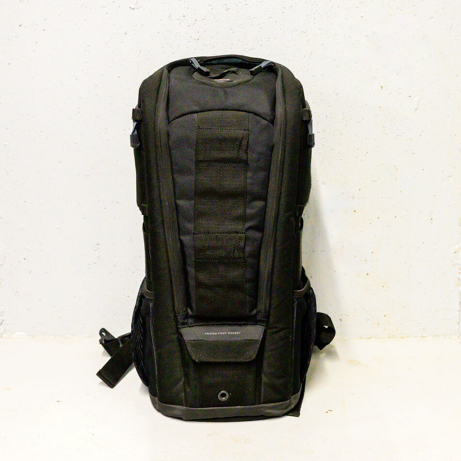 Tamrac Backpack for Long Lenses: For sale is a backpack for your big ...