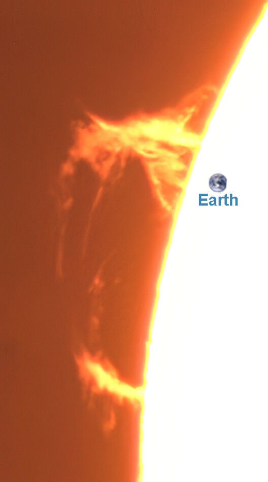 Hydrogen Alpha Solar: An opening appeared in the cloud so fired up the ...