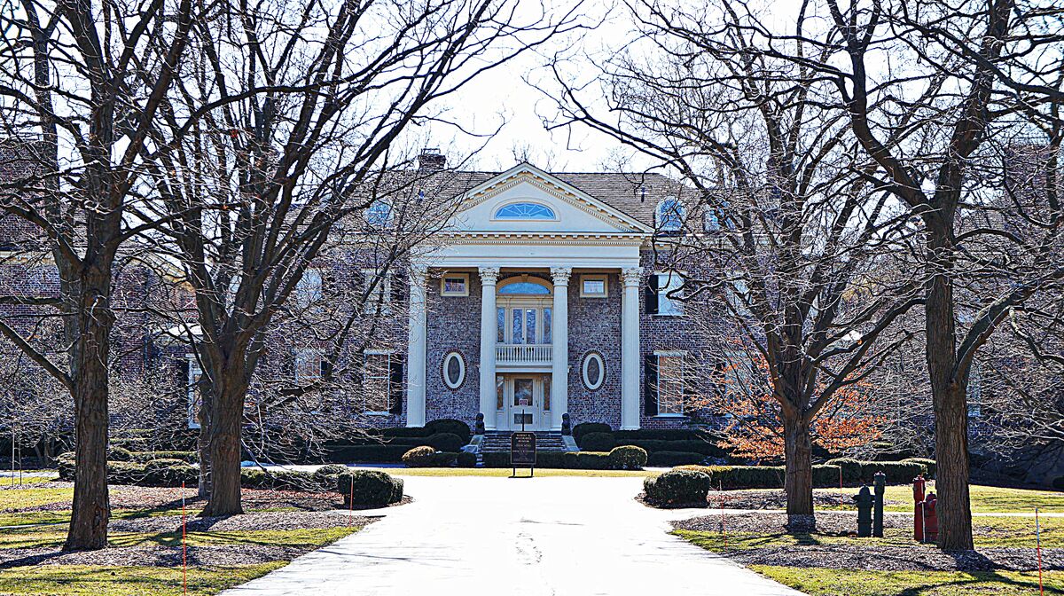 Col. Robert McCormick Estate: Wikipedia states: "Robert Rutherford ...