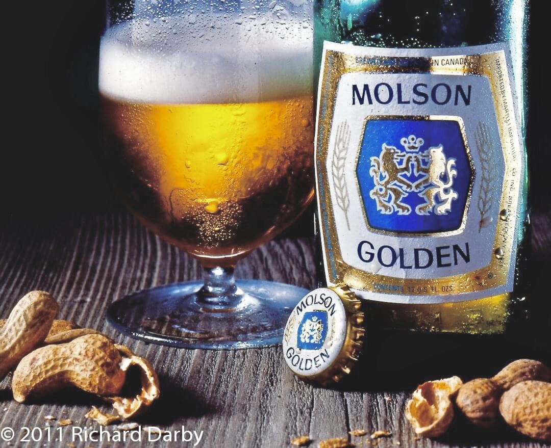 Going bway back in my archives: Here is a studio shot for Molson ...