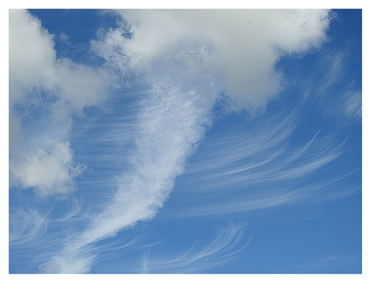Wind Streaked Clouds: There is lots of activity in the upper atmosphere ...