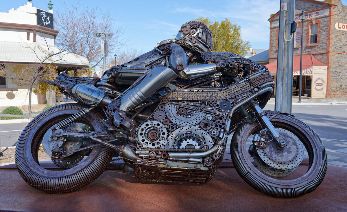 Clever Motor Cycle Sculpture: This sculpture is a tribute to the life ...