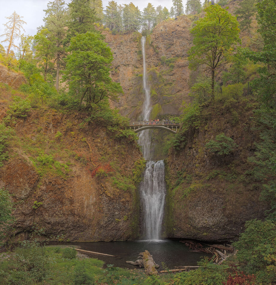 World's largest, highest resolution photo of Multnomah Falls: During ...