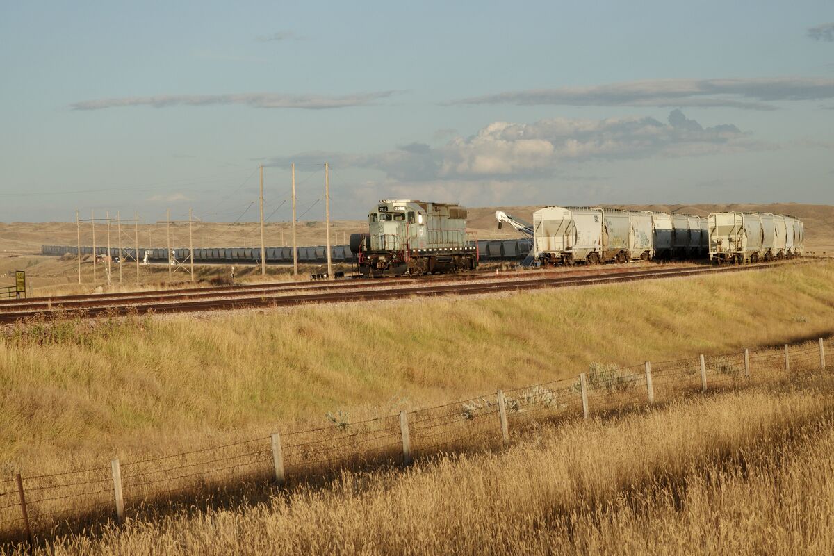 Black Thunder Coal Mine: While almost to my destination in the ...