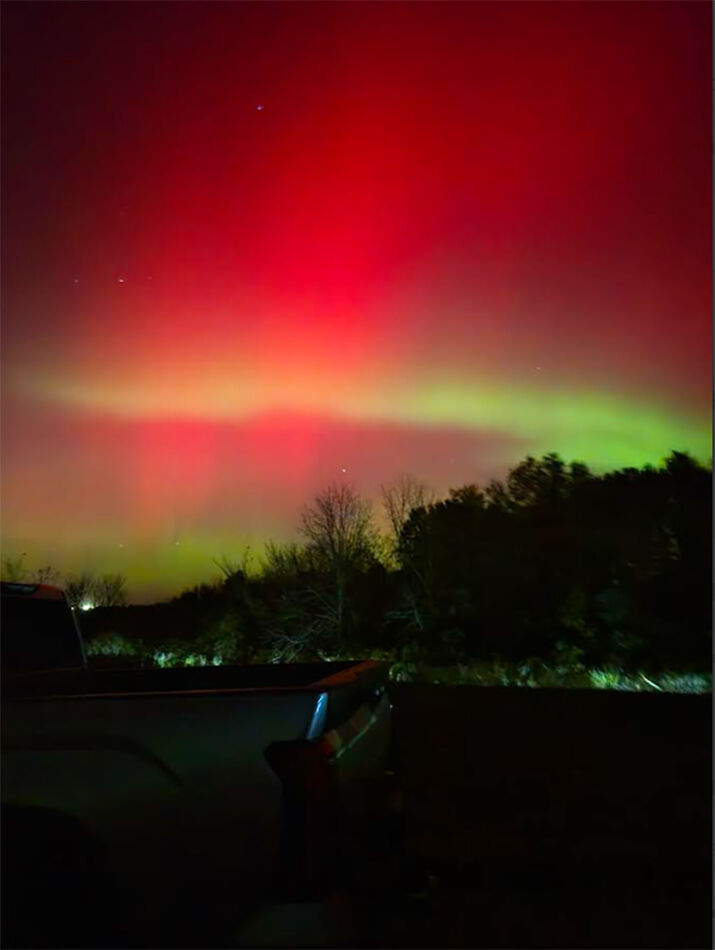 Aurora Borealis photos taken in Missouri: These photos of the Aurora ...
