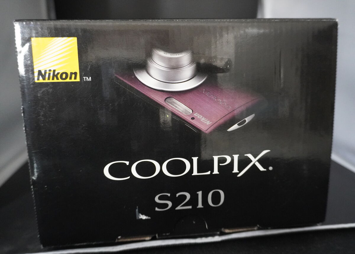 Vintage Nikon Coolpix S210 / 8MP Digital Camera / 3x Optical Zoom ...