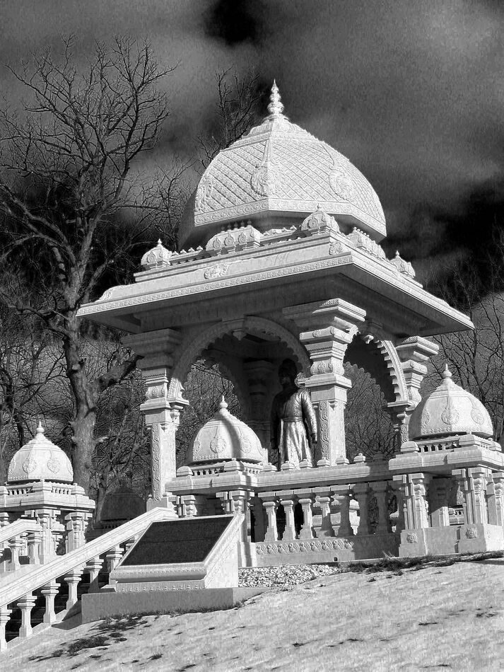 Stunning B&W: First two are of the Hindu Temple of Greater Chicago - a ...