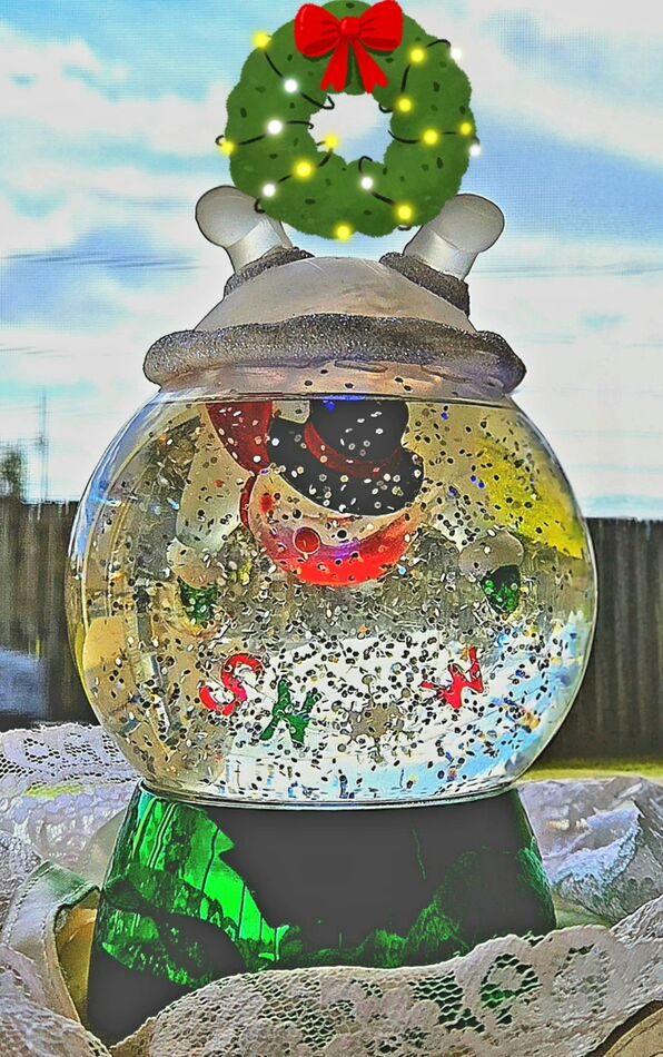 seasonal 2: snow globe...