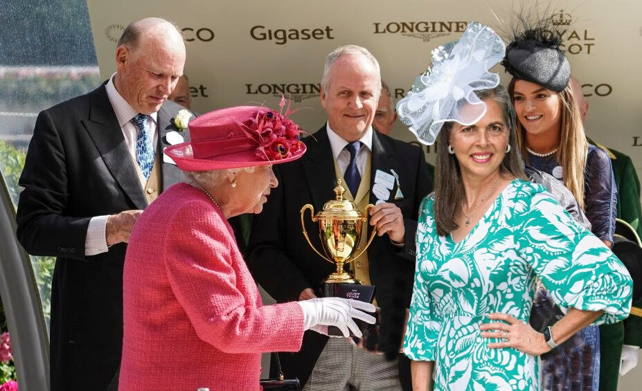 Horse Racing at Royal Ascot: Horse racing at Royal Ascot. 2nd photo ...