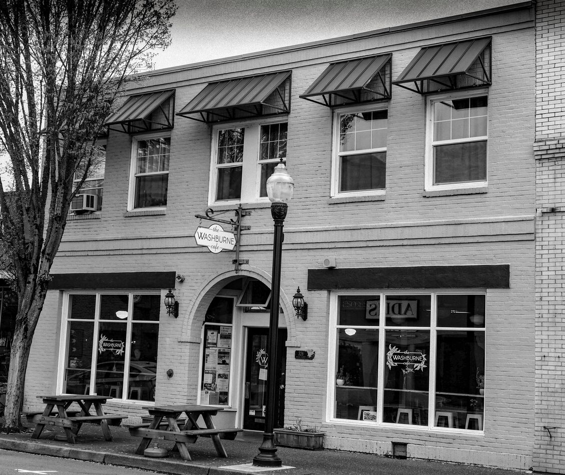 Springfield, Oregon: The Washburne Cafe, which is a family of that name ...