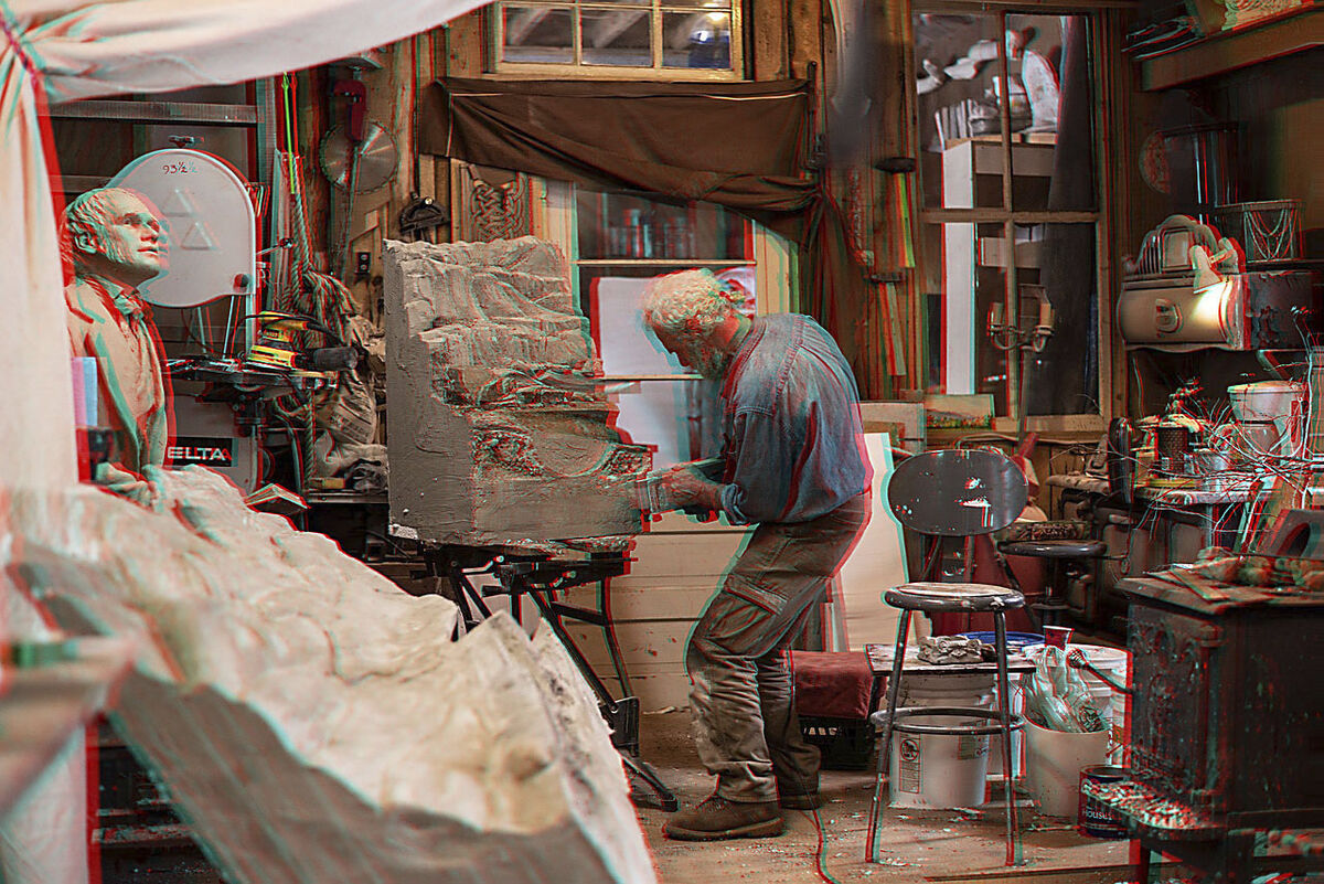 3D - Artist at Work: Anaglyphic glasses are required to view in 3D. Picture Credit: Ana Krach on ...