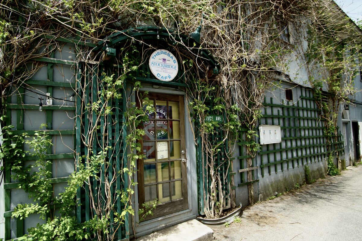 FALL of ' 24 in and near the Berkshires: Walking around the Stockbridge area. Norman Rockwell ...