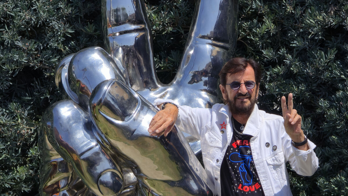 Ringo Starr's Birthday again: I rode my bike up to Beverly Hills once again for Ringo's 85th ...