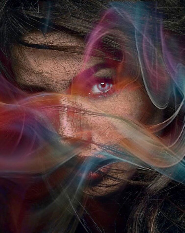 Woman in the dark: I tried to brighten her eye... hope not too much...