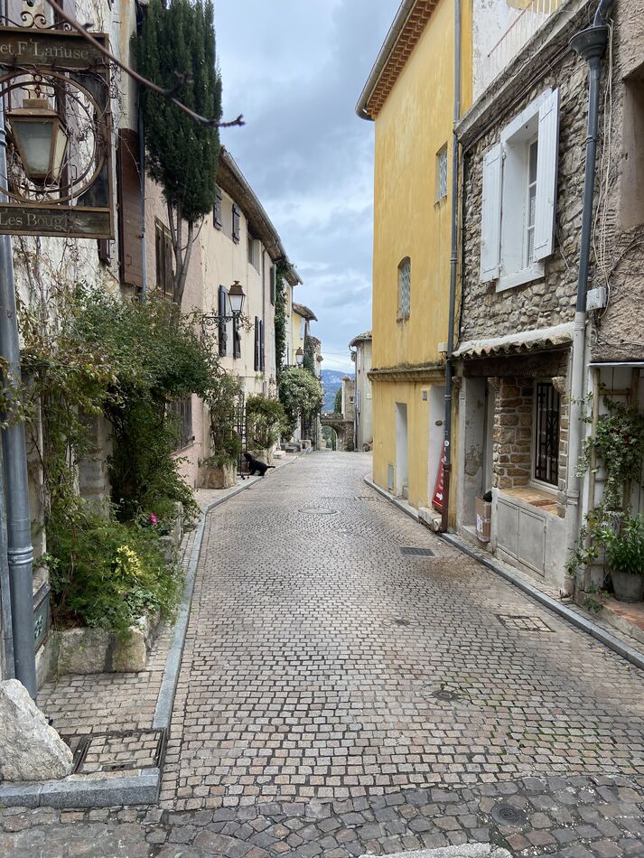 Provence Aples-Cote d'azur: Provence Aples-Cote d'azur...