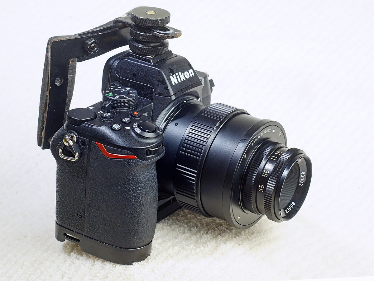 My new macro contraption/lens: Some time ago I made a tilting macro ...