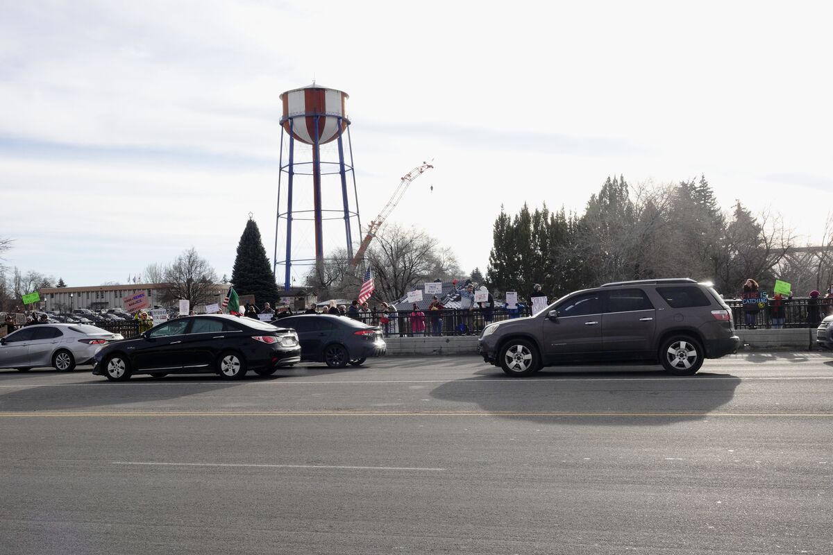 Protestors in Idaho Falls: While wandering in the Snake River Greenbelt ...