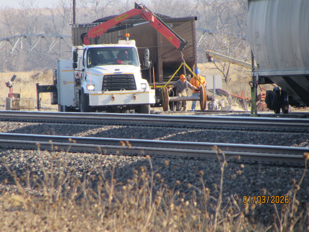 Fixing Bad Order Rolling Stock in the "field": Took trip to Belvidere ...