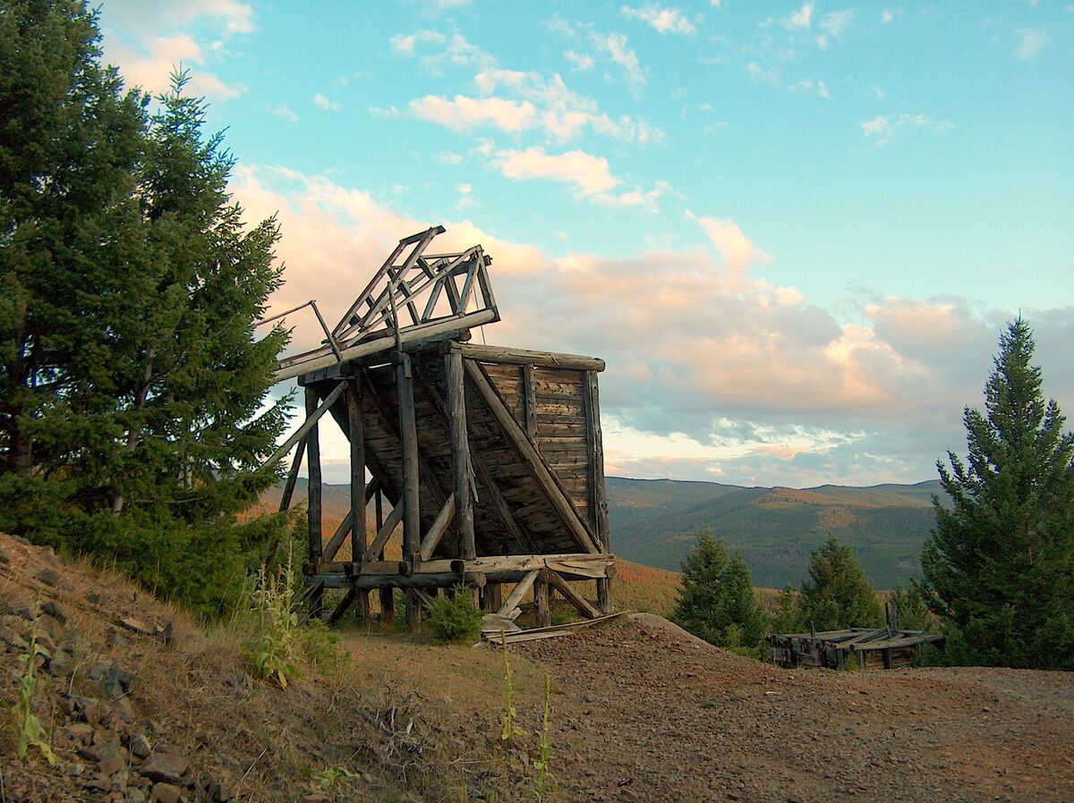Some Mining Relics Of The Past: There's some mine structures west of ...