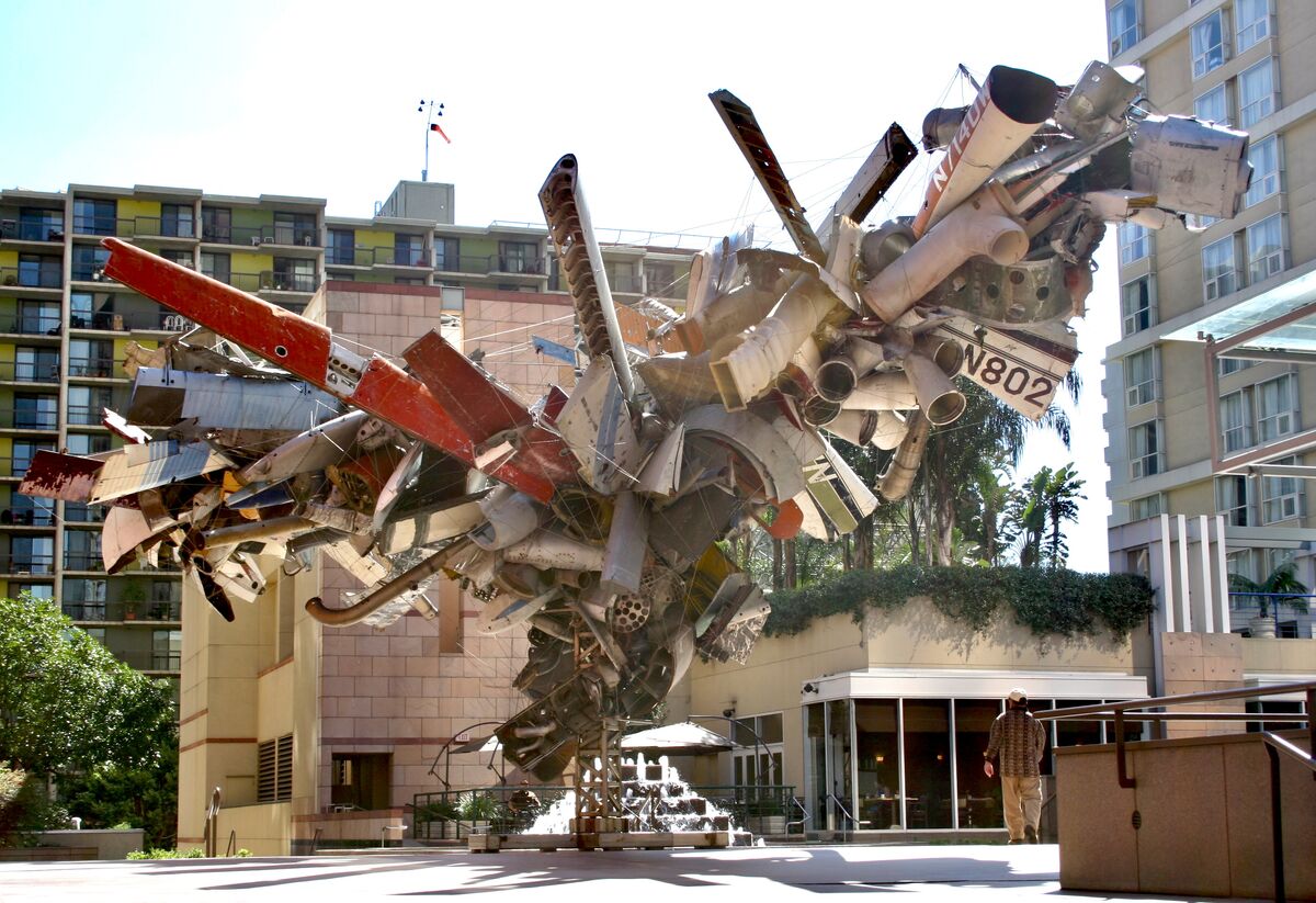Man made abstract art, pt. 1: From bridges to buildings to sculptures ...